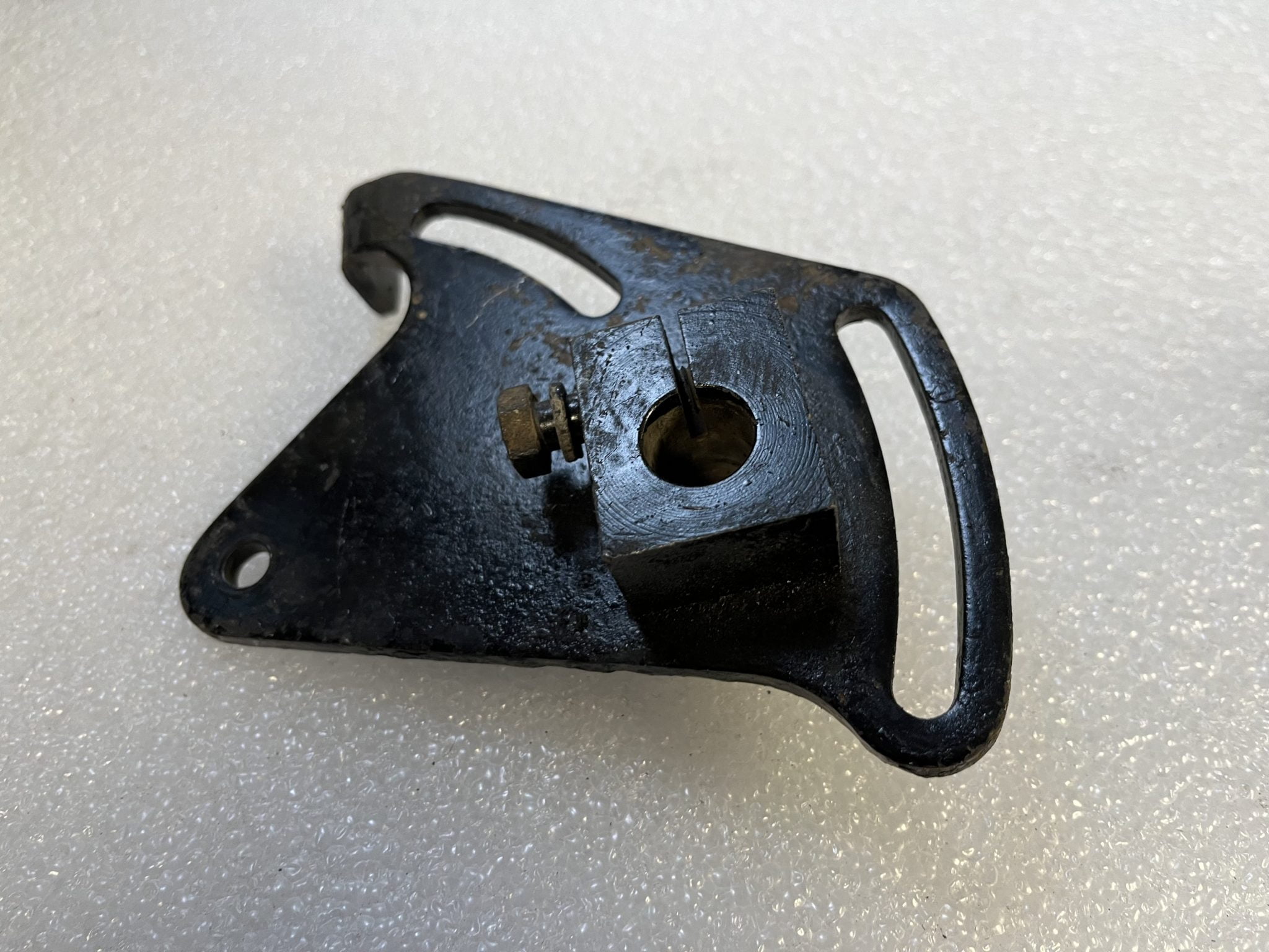 Adjusting Plate | 101 Parts